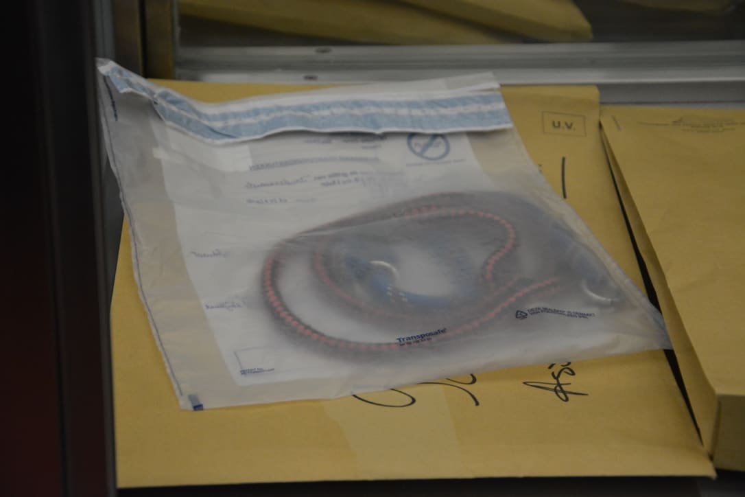 ONWEERSTAANBARE DRANG. Een driehoeksrelatie met twee vrouwen kostte ...