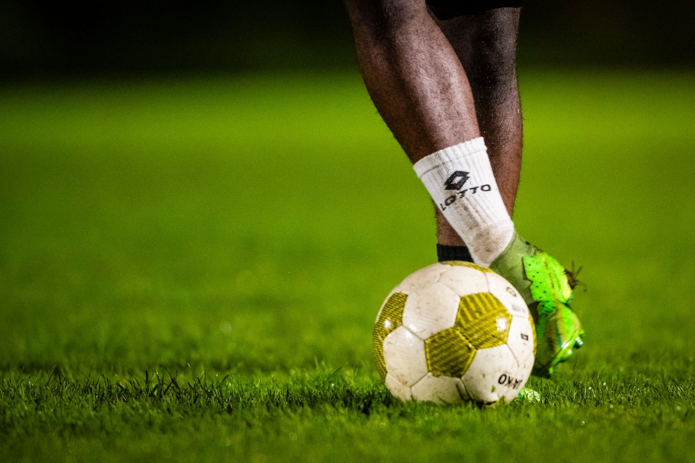 Dit zijn de voetbaluitslagen uit Lier van het weekend van 27 en 28 ...