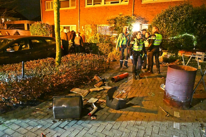 Vuurwerkexplosie met vier gewonden in Reusel leidt tot harde maatregel ...