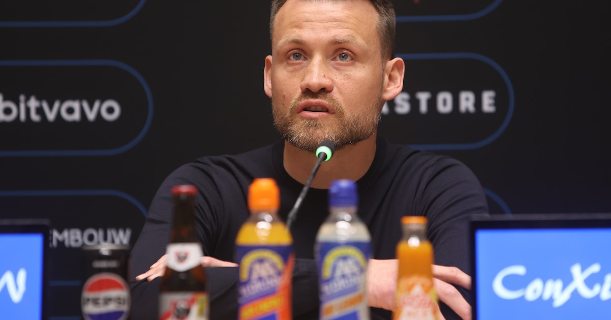KIJK. “Mijn zoon weet het pas sinds gisteren”: Simon Mignolet (38 ...