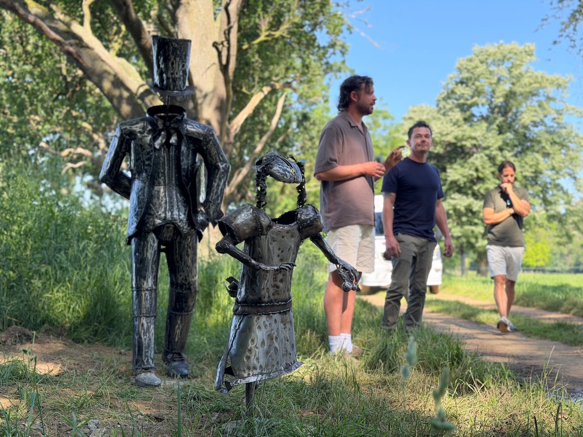 Stalen sculpturen vertellen verhaal familie Vilain XIIII in Leut ...