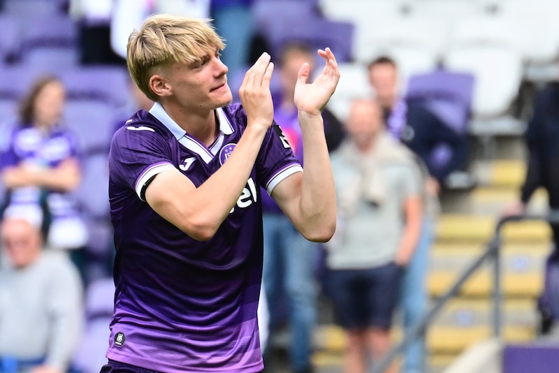 “Natuurlijk is de titel realistisch”: Nathan De Cat (17) steekt ...