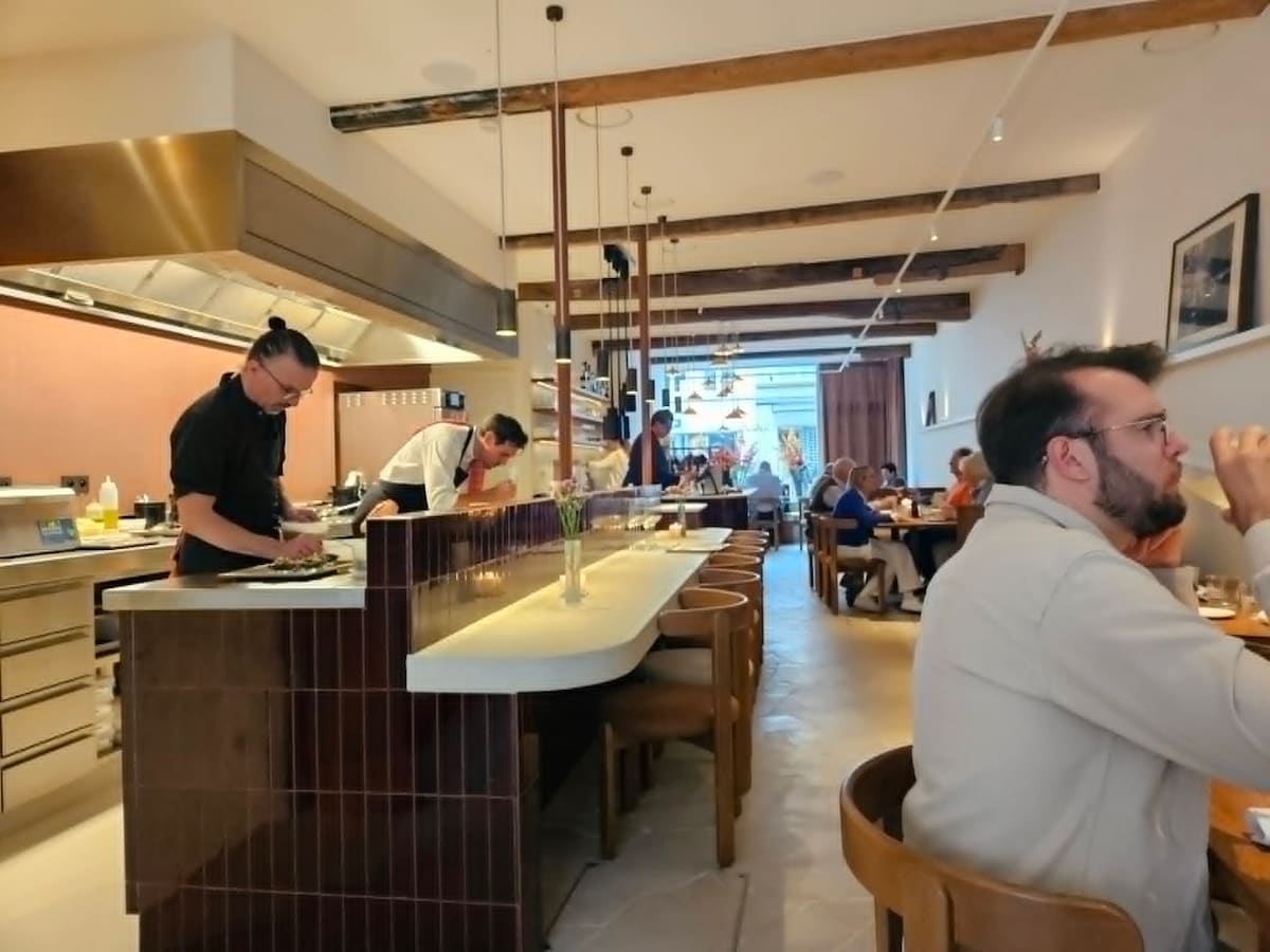 RESTOTIP. Angelo Rosseel verrast met pop-up in hartje Brugge: “Een ...
