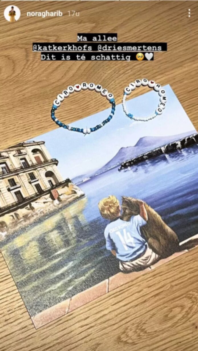 De duim in de mond: Ciro Romeo Mertens gaat voor het eerst supporteren ...