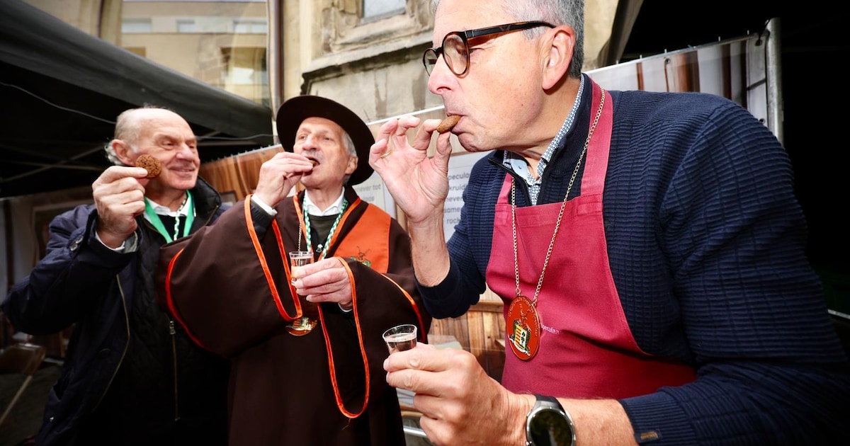 Jeneverfeesten in Hasselt lokken tienduizenden bezoekers en blazen oude speculaastraditie nieuw ...