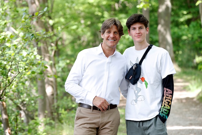 “Ik heb mezelf bevrijd van het idee dat hetero de norm is”: Len Neefs ...