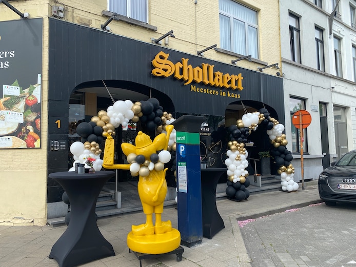 Kaashandel Schollaert viert 55ste verjaardag: “Ik zou niet zonder kaas kunnen leven” | Gent | hln.be