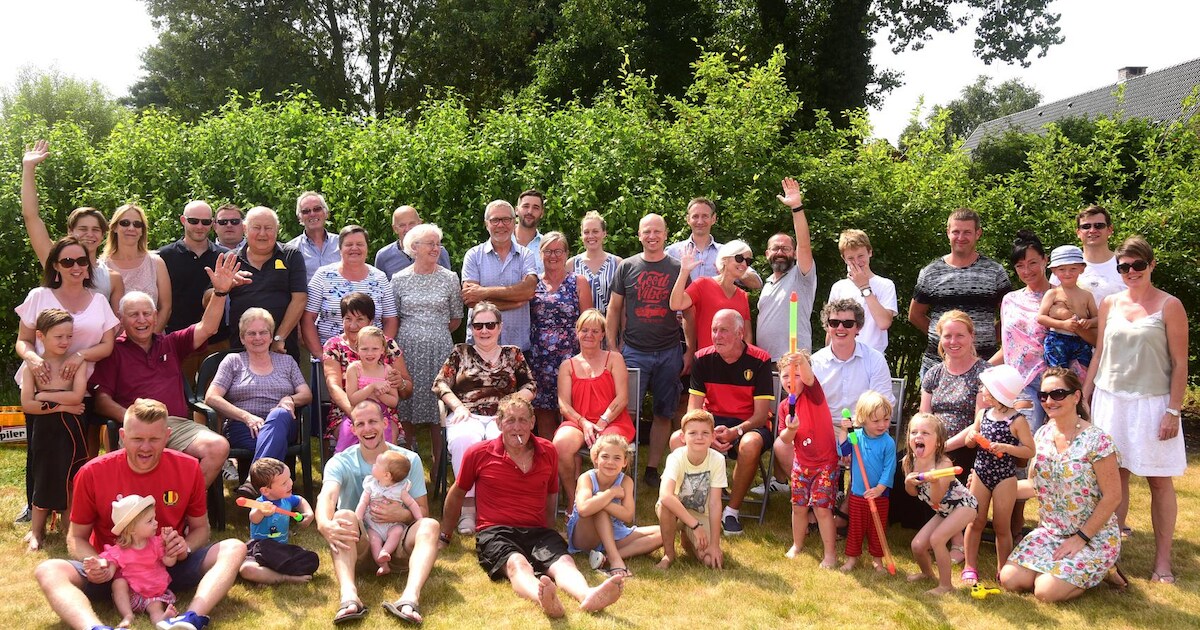 Gezellig buurtfeest in de Viergatenstraat | Gooik | HLN.be