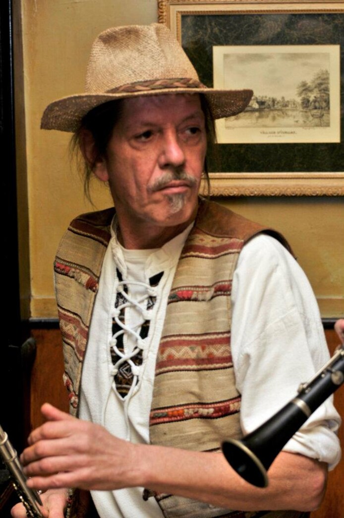 LEVENSVERHAAL. Michel (69) overlijdt na aanrijding door tram: “Hij was ...