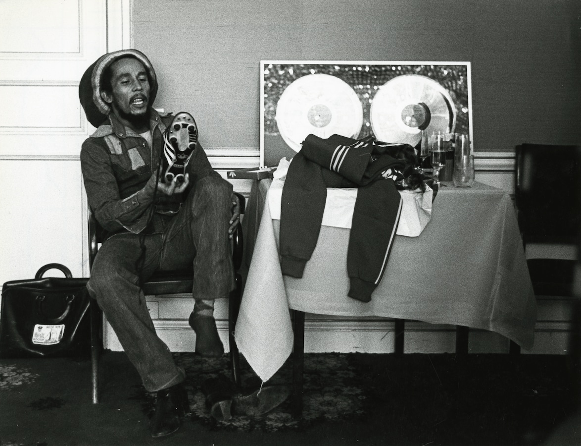 Stierf Bob Marley aan kanker of werd hij vermoord? “De CIA stak een ...
