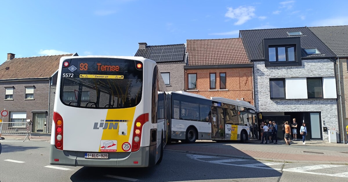 Na zesde incident op rij met lijnbus die zich vastrijdt op kruispunt ...