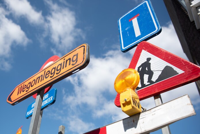 Hogeweg in Erembodegem tijdelijk dicht door werken | Aalst | hln.be