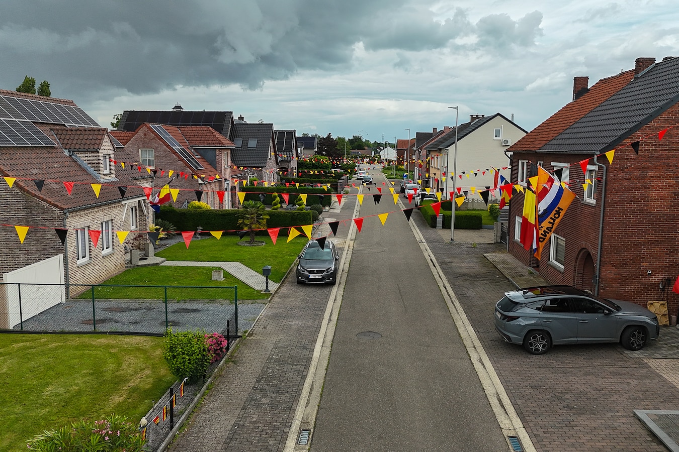 Maasmechelse straat hangt één kilometer aan WK-vlagjes op: “Alle ...