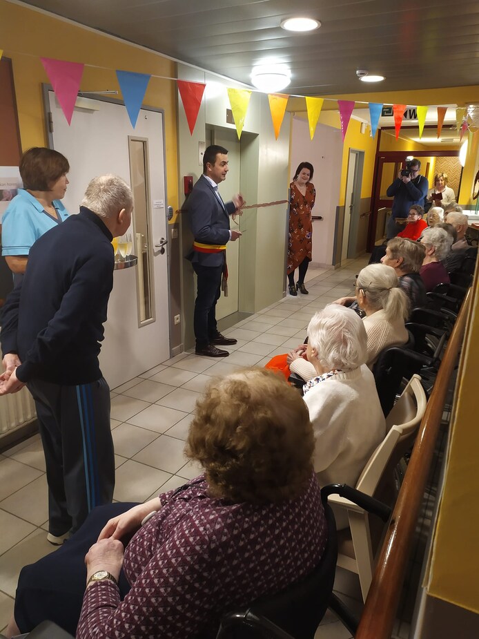 Rusthuis Edelweis in Begijnendijk krijgt nieuwe lift | Begijnendijk ...