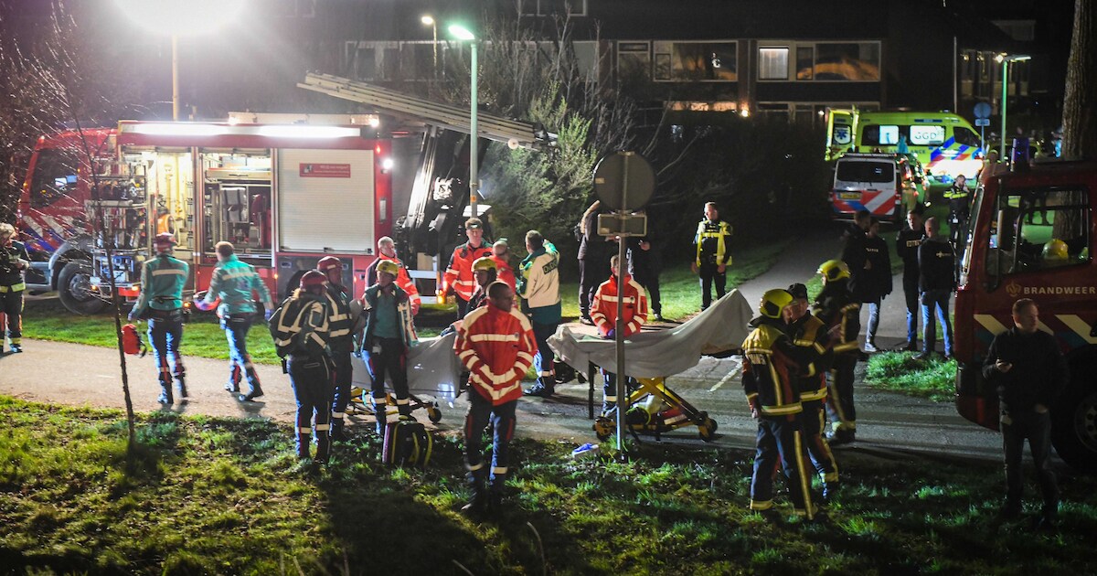 KIJK. Passagiers kunnen zichzelf bevrijden na zwaar treinongeval ...