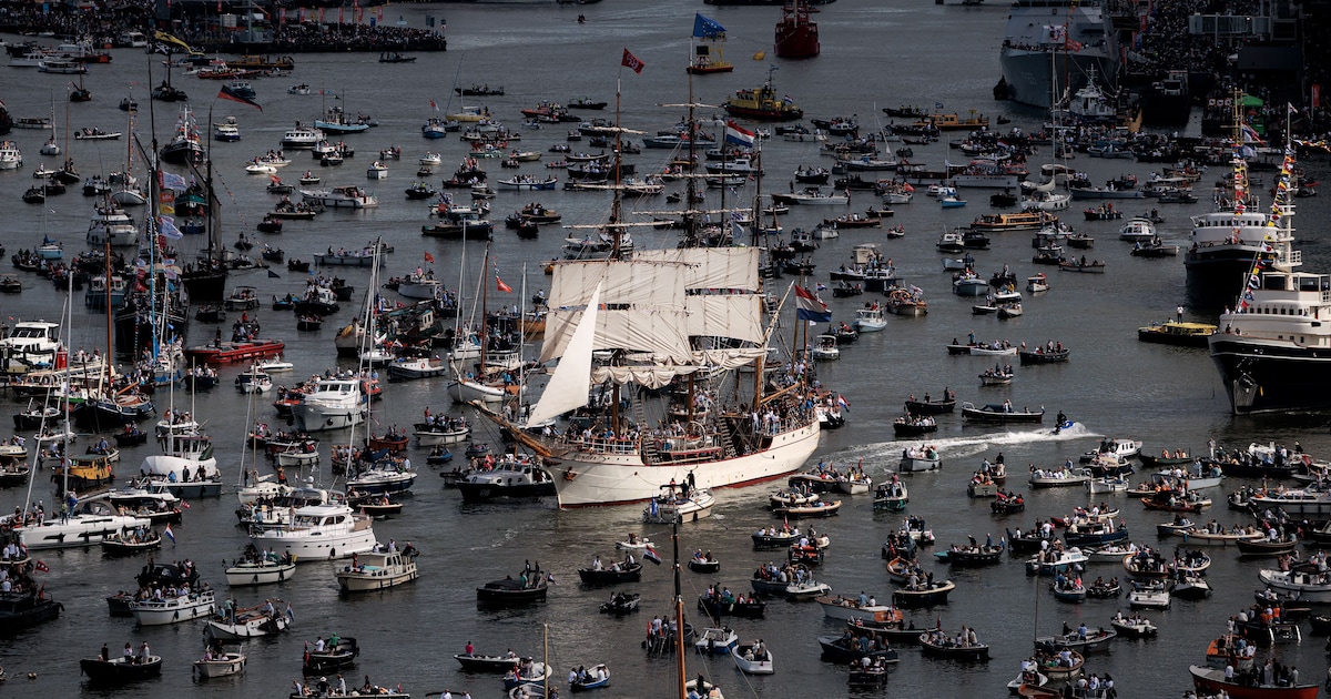 Net een mierenhoop: versnelde video laat zien hoe historische schepen ...