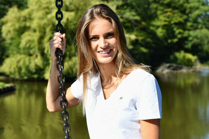 Janah eerste eredame en Miss Charity bij Miss West-Vlaanderen ...