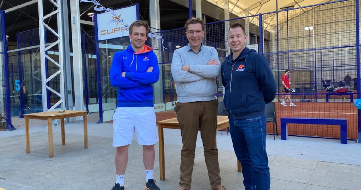 Padelclub Brugge, de eerste in de streek, overkapt terreinen en breidt ...