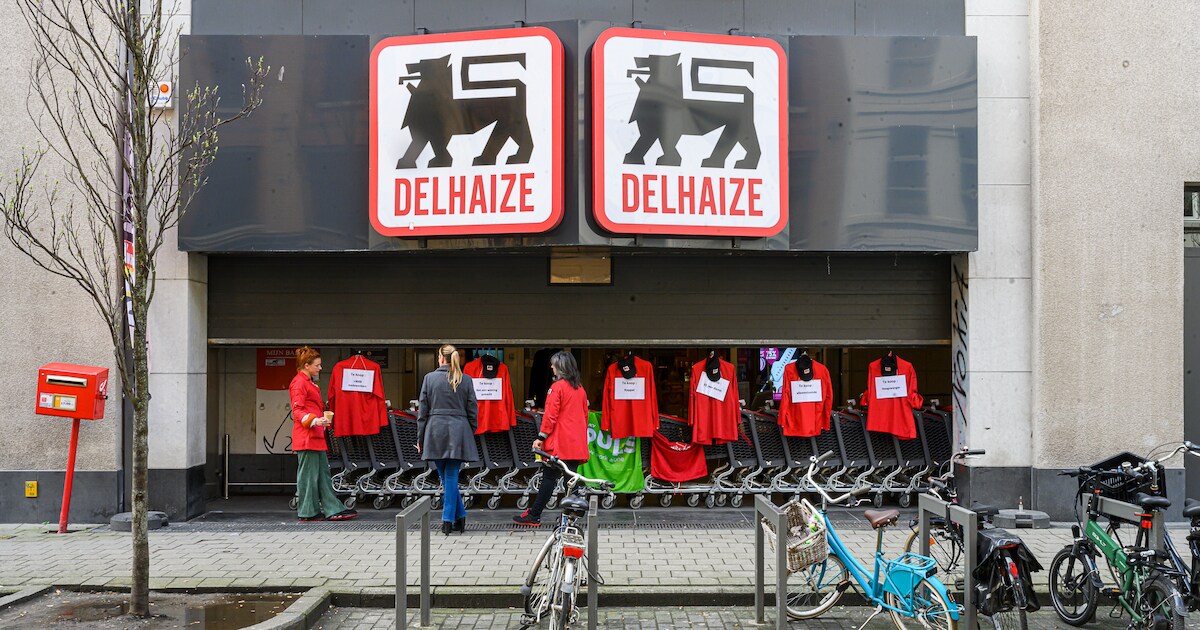 Delhaize Museumstraat houdt als een van de laatste winkels nog wel de ...
