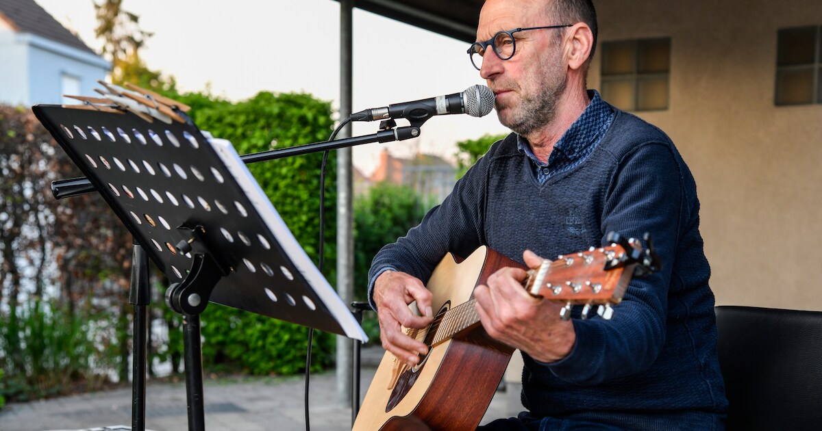 LEVENSVERHAAL. Jan Van Thienen (66), de troubadour van den Opstal: “Het ...