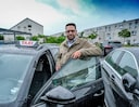 Taxichauffeur Hicham (47) achtervolgt aanrijder op 3 wielen van ...
