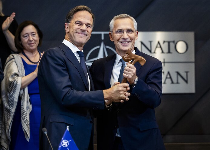 Waarom nieuwe NAVO-baas Mark Rutte niet te benijden valt, ondanks jaarloon van 300.000 euro ...