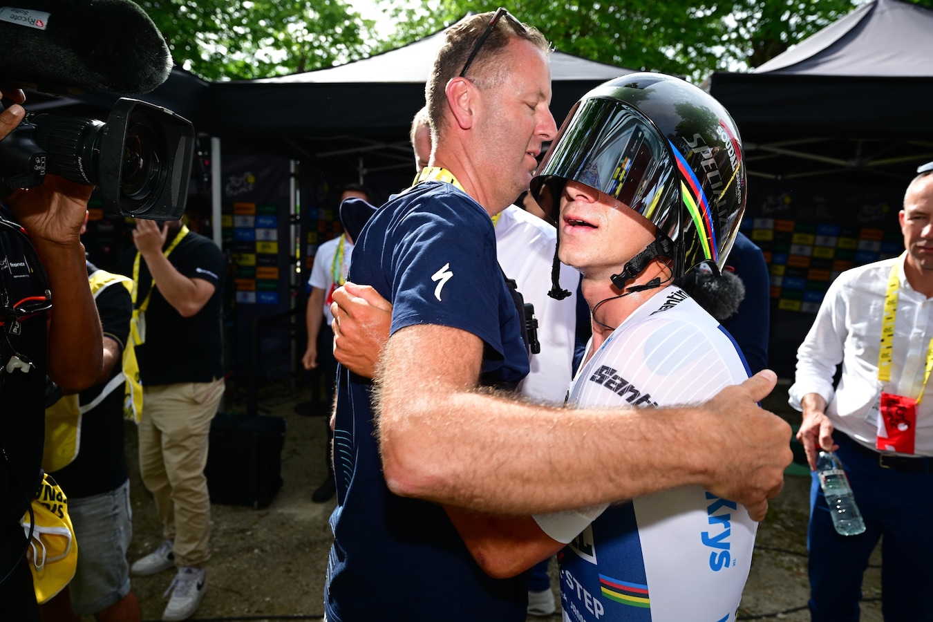 Nu ook de komst van Allan Peiper, ex-begeleider van Pogacar, officieel ...