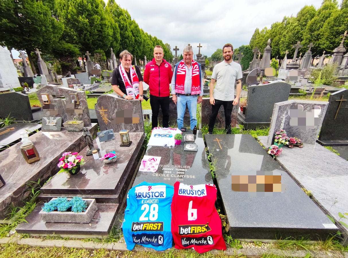 25 jaar geleden zong hij voor het laatst ‘Vis in de Leie’, maar ook na ...