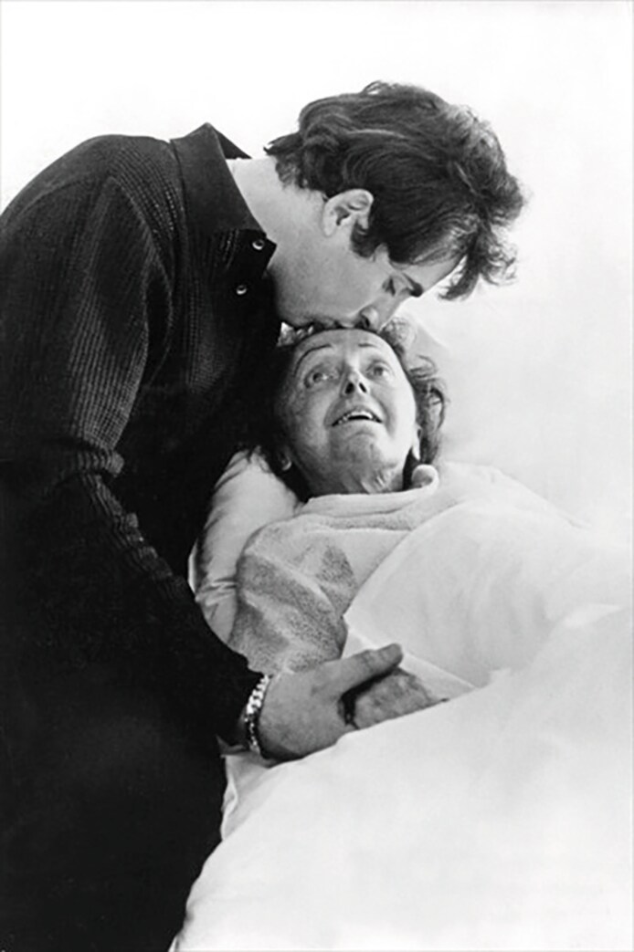 Ze moest zich prostitueren om de begrafenis van haar kind te betalen: het tragische leven van ...