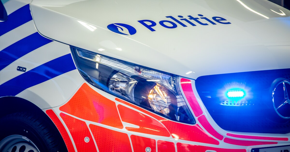 Twee vrouwen en baby gewond bij botsing tussen wagens | Torhout | HLN.be