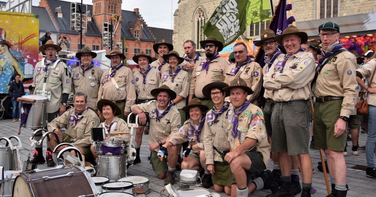 Scouts vieren 70ste verjaardag met optocht | Lede | HLN.be