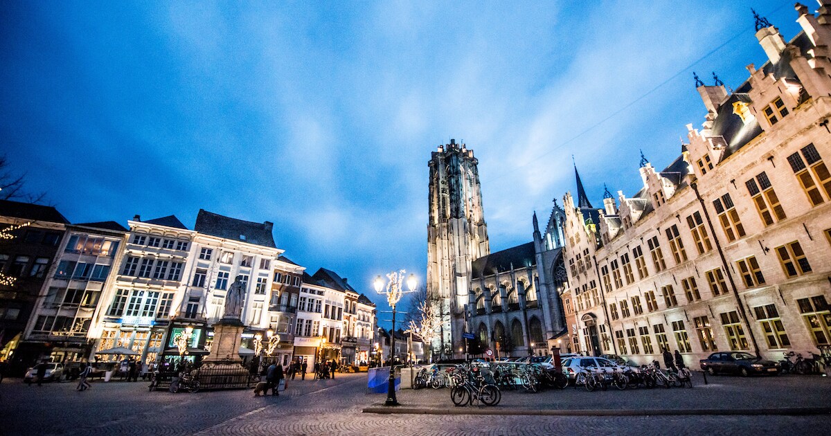 Wandelen door Vlaamse steden: ontdek Mechelen en haar roemrijke ...