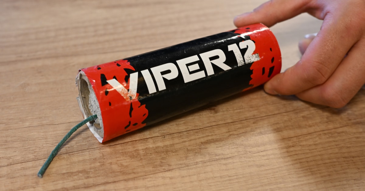 Tientallen arrestaties in Parijs na afsteken illegaal vuurwerk ...