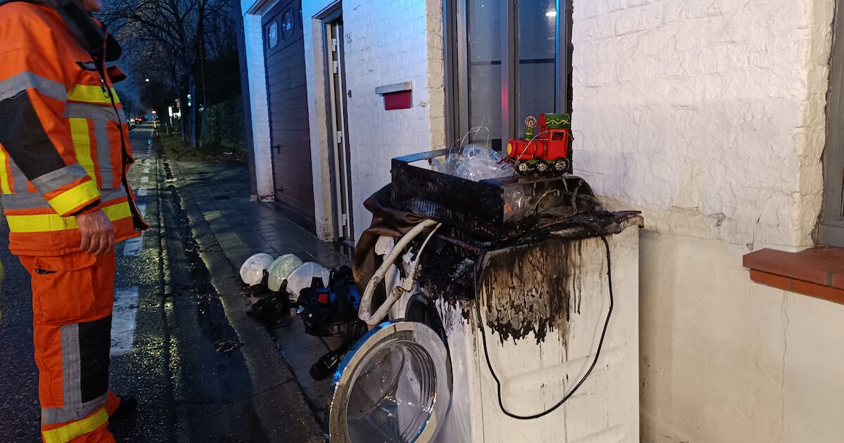 Huis onbewoonbaar na brand door elektrisch vuurtje: bewoonster ...