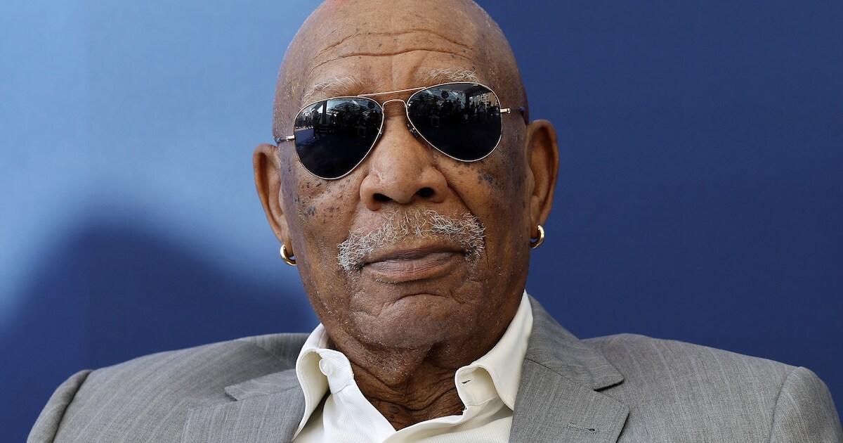 Morgan Freeman hekelt AI-imitaties van zijn stem | Celebrities | HLN.be