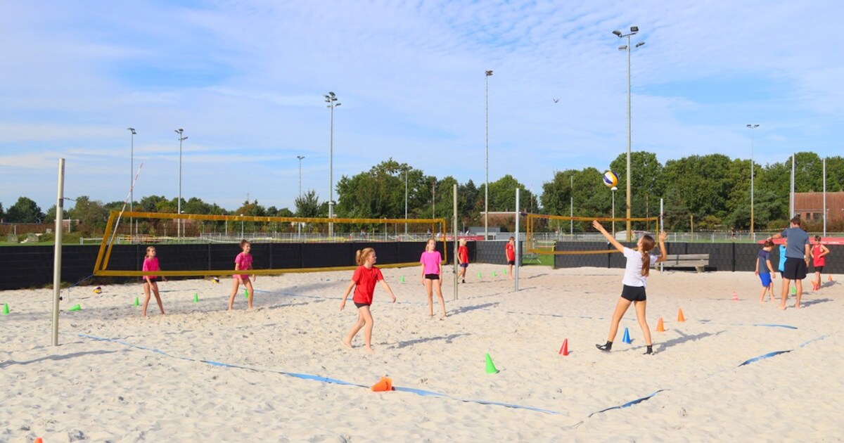 Bezoekers maken kennis met vernieuwde sportsite De Leunen: “Wanneer je ...
