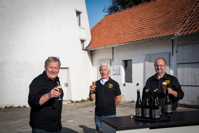 Dertig jaar bier proeven levert nieuwe Fond Geuze op voor Bierpallieters: “Klinken en proeven ...