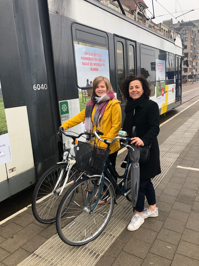 “Maar twee fietsen toegelaten op Kusttram? Niet meer van deze tijd”: sp ...