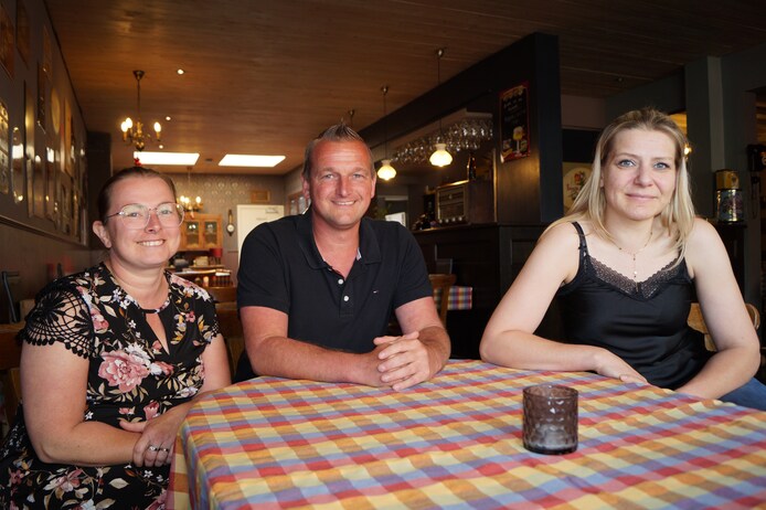 Tommy en Carol nemen eetcafé ’t Grijs Peerd over van Mieke: “Afscheid ...