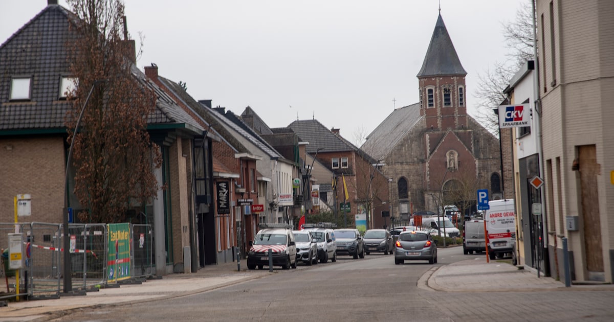 Parket dagvaardt verkeerde vrachtwagenchauffeur na vluchtmisdrijf in Oosterzele | Oosterzele ...