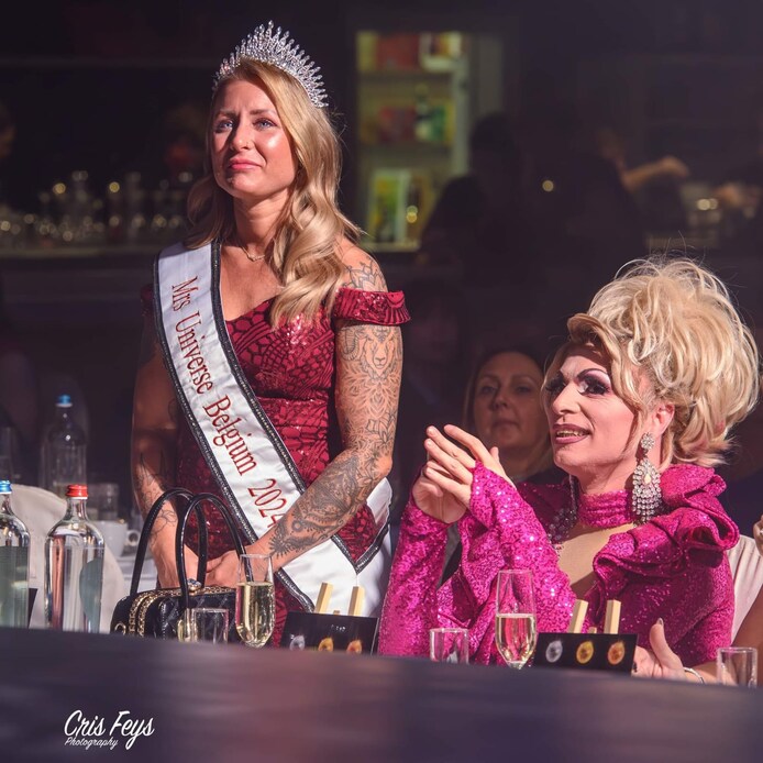 Kapelse verpleegster Kim is Mrs Universe Belgium: “Ik deed mee om mijn ...