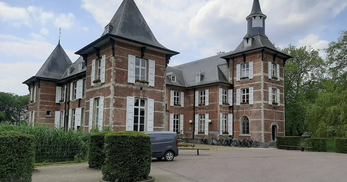 Laat je in april en mei betoveren door glaskunst in het Kasteel van ...