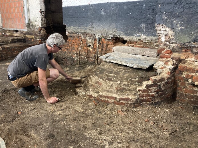 Archeologen ontdekken kerkhof met honderden skeletten: “We krijgen een unieke kijk in de ...