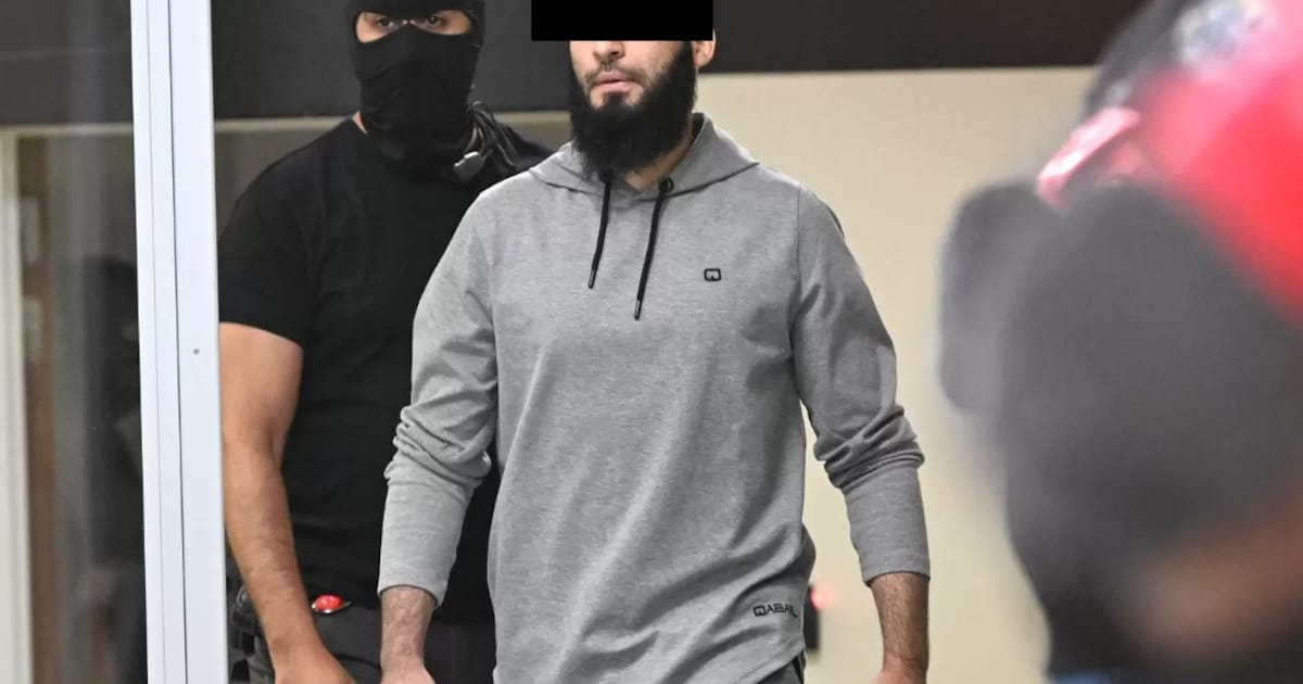 Verdict proces aanslagen: strafvermindering van minstens tien jaar voor Sofien Ayari ...