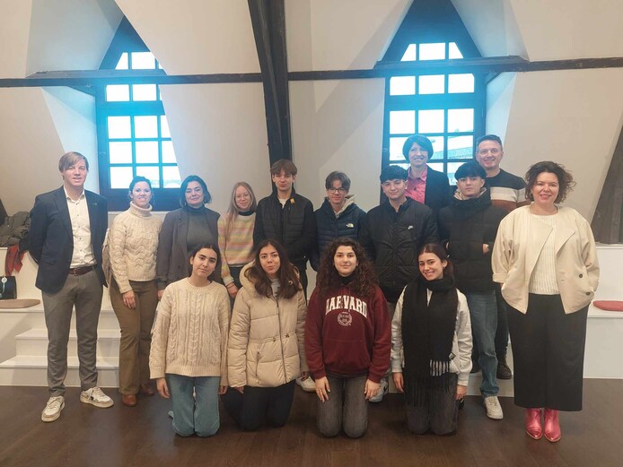 Spaanse leerlingen uit Zafra te gast in Roeselare dankzij nieuw ...