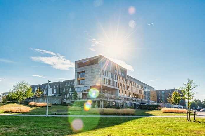 Vraag naar aanleiding van onrustwekkende beelden in zorgvoorzieningen ...