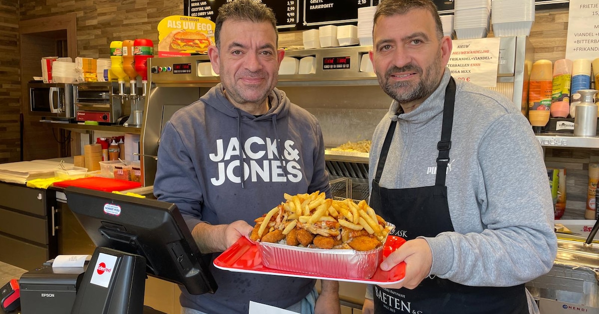 KIJK. Gentse friturist werkt drie maanden aan ‘criminele’ snack: “15 ...