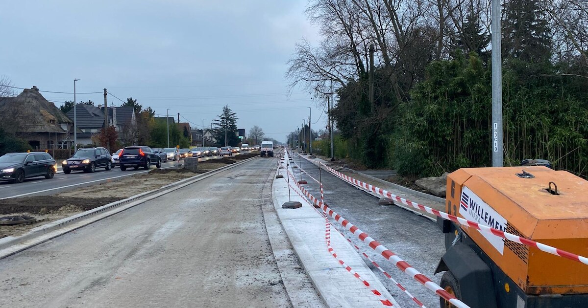 Oostakker haalt opgelucht adem: verkeershinder op Antwerpsesteenweg (N70) voorbij vanaf ...
