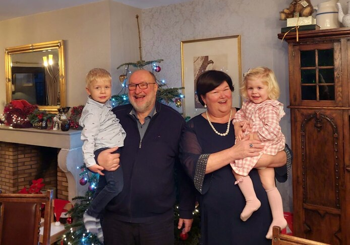 Voormalig minister Maggie De Block zwemt zichzelf 43 kilo lichter: “Eén ...