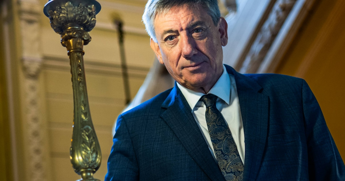 Jan Jambon: “Een gast van 21 jaar die leerkracht wil worden, omdat hij ...